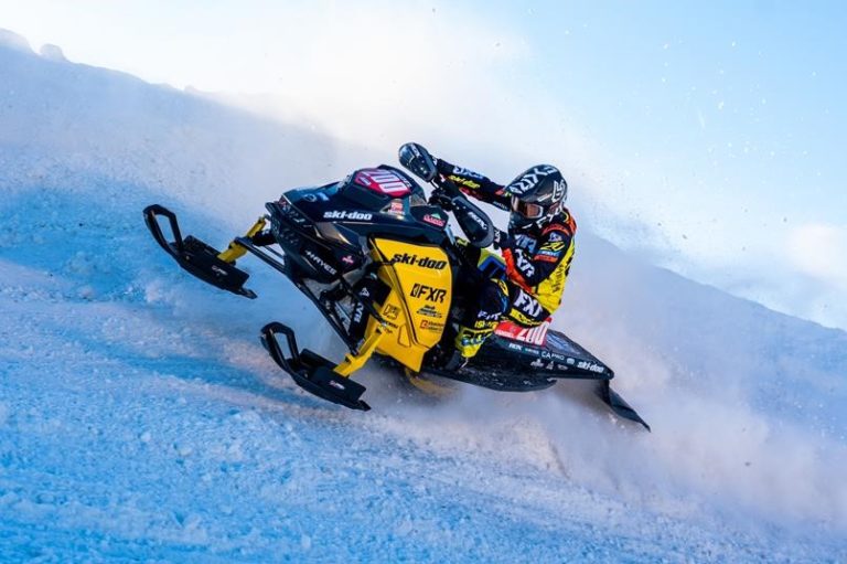 Ishoel Back On Top In Rare Sunday Snocross Final | SnowGoer