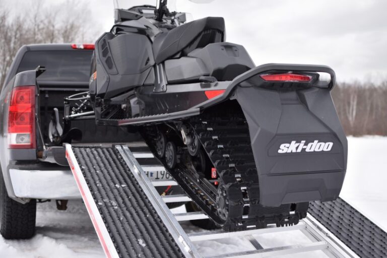 Tested: Caliber Ramp Pro HD For Easy Sled Hauling | SnowGoer